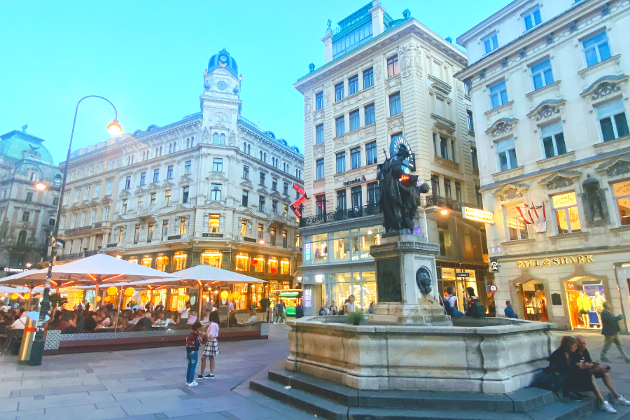 Vienna Travel Guide: 8 Top Attractions in Austria's Elegant Cultural ...